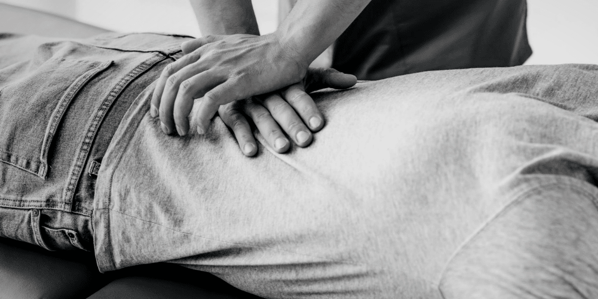 Sacroiliitis Treatment Maple Grove | SI Joint Pain | Total Spine